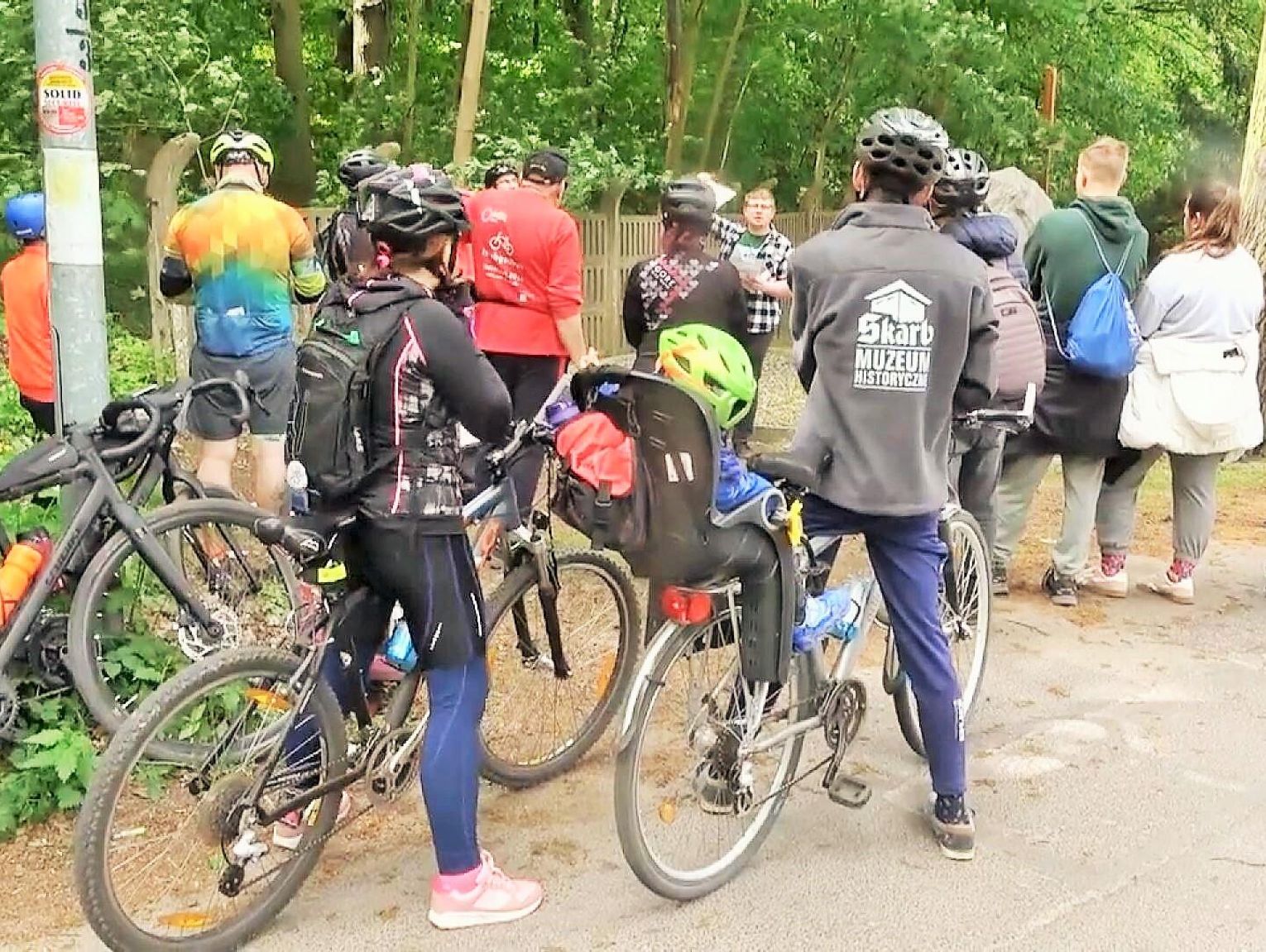 Historyczna podróż szlakiem obozów pracy i „Skarb” na mecie